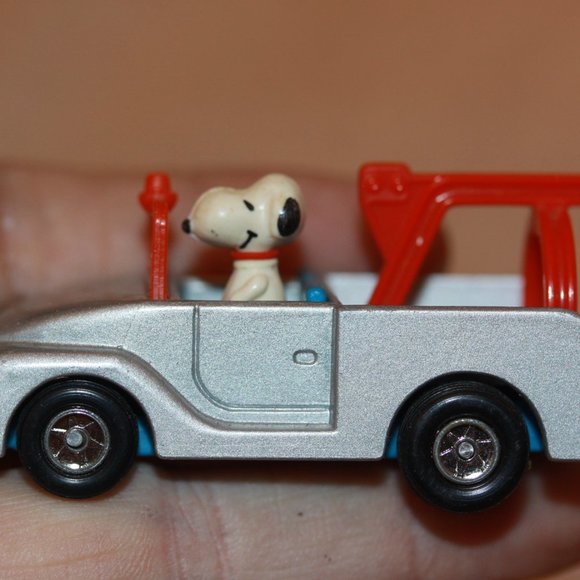 Peanuts | Toys | Peanuts Snoopy Woodstock Aviva Diecast Cars 95 | Poshmark